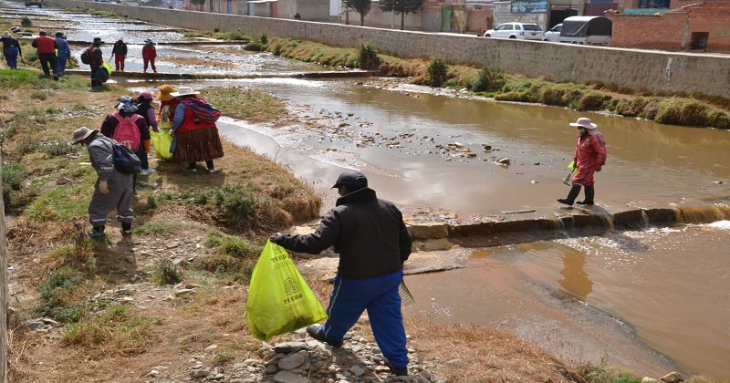 Más de 2.000 personas se unen para cuidar los ríos Seco y Seke y evitar ...